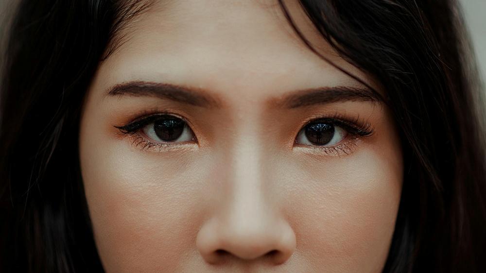 How to Contour Your Nose to Make It Look Smaller – JUNGSAEMMOOL